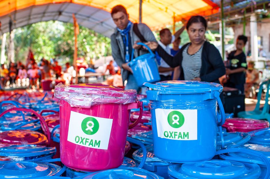 Oxfam’s response in Indonesia: three life-saving essentials bring water ...